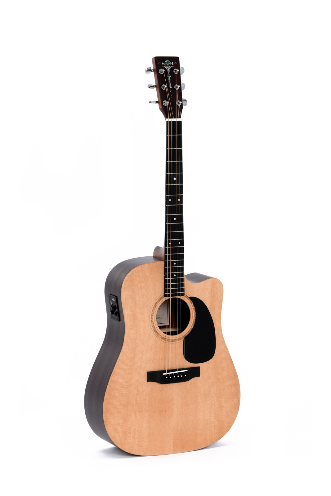 DTCE - Sigma Guitars - Legendary Acoustic Guitars